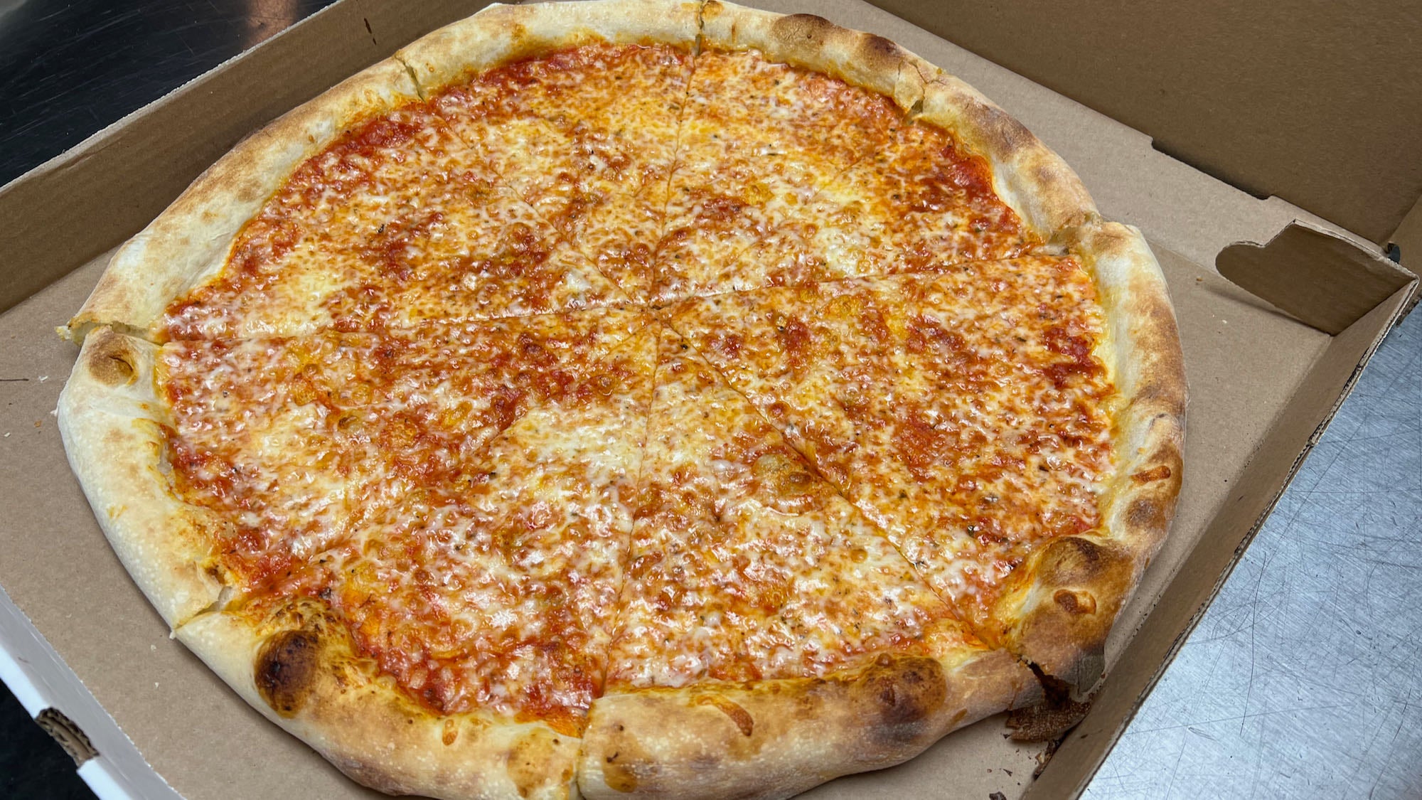 NY 18" Thin Crust Pizza | Antonio's Real NY Pizza