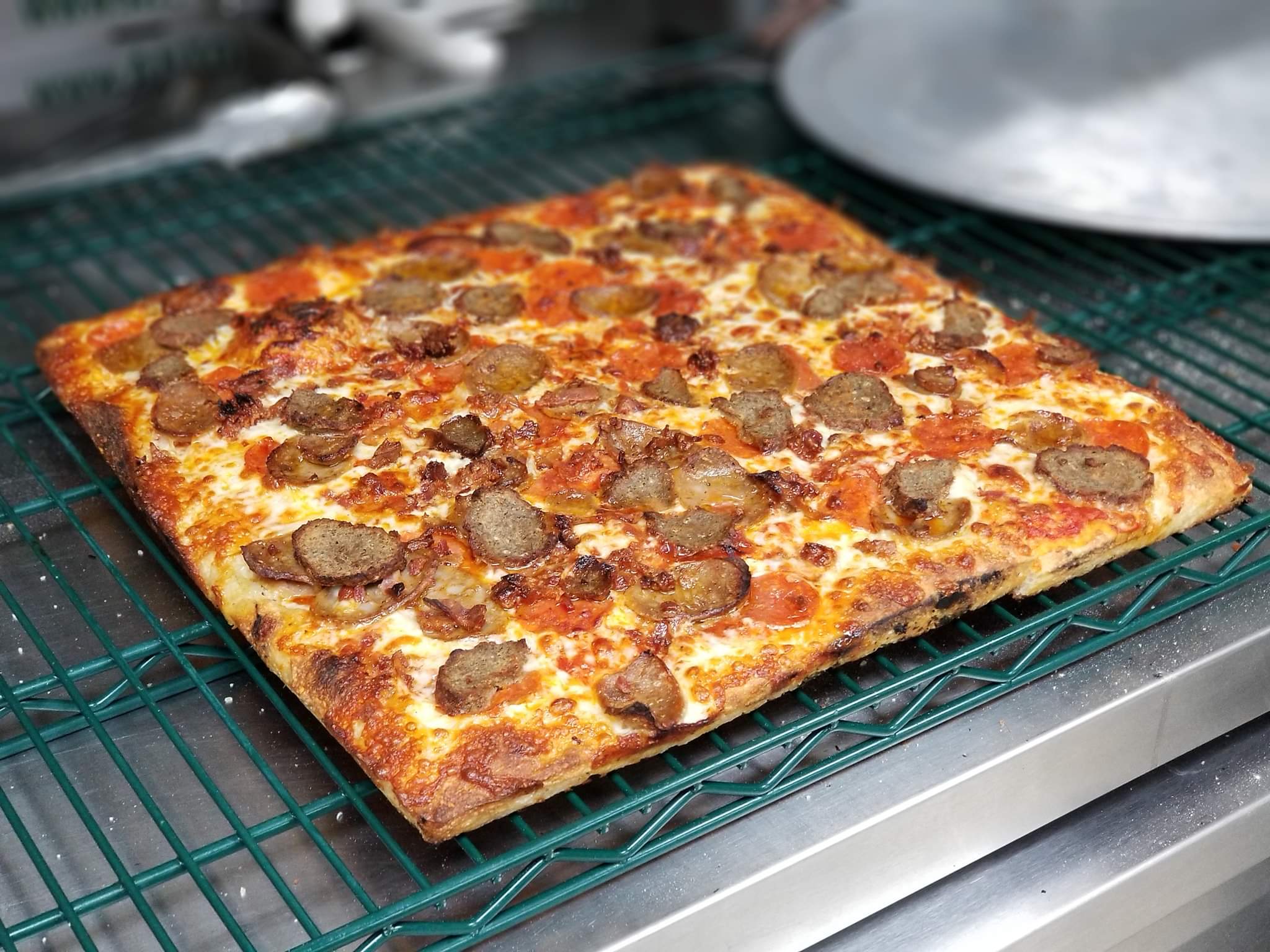 Sicilian Pizza: Large 17"x17" | Antonio's Real NY Pizza